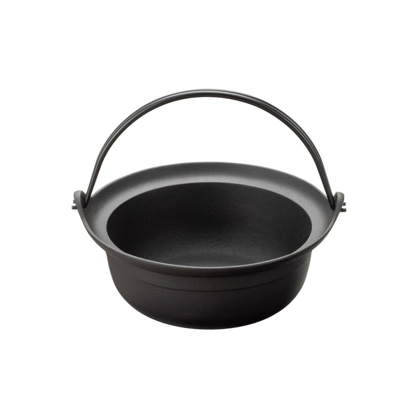 お国自慢鍋ツル付 18cm| 南部鉄器の老舗 及源鋳造 OIGEN 公式オンラインショップ | 愉しむをたのしむ